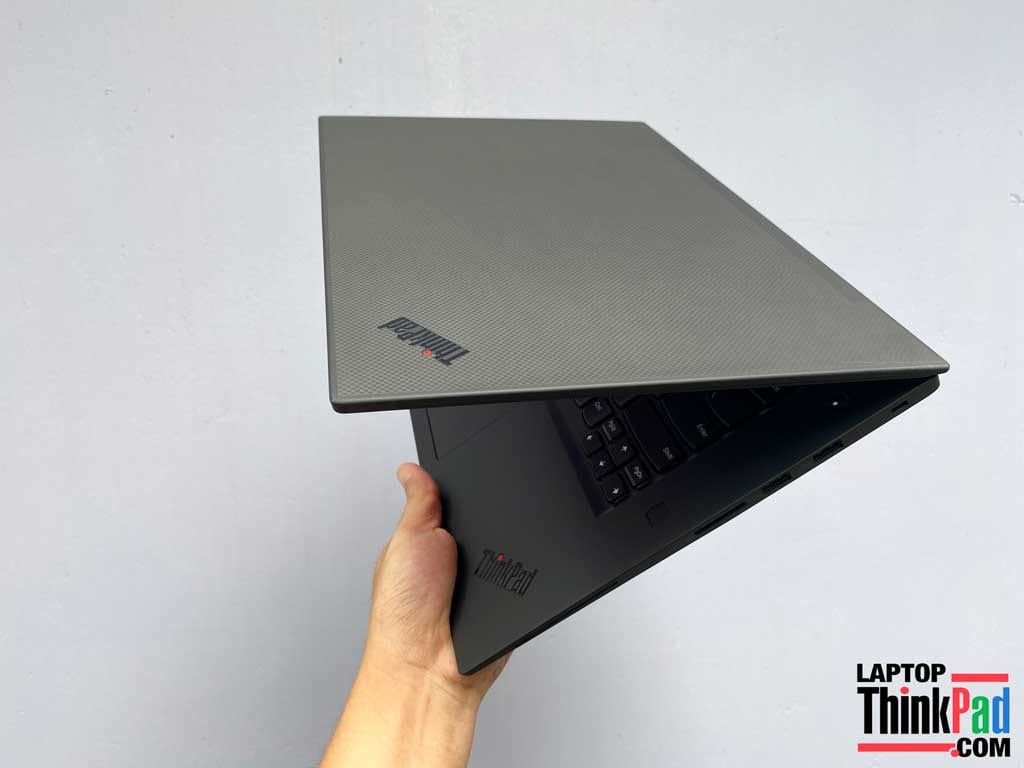 Lenovo ThinkPad P1 Gen 2 Core i9-9880H Nvidia Quadro T2000 4K OLED