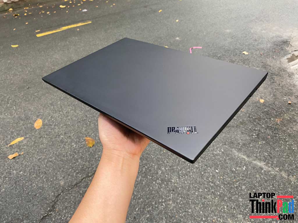 Lenovo ThinkPad P1 Gen 3 i7-10750H Nvidia quadro T2000 / T1000 giá tốt